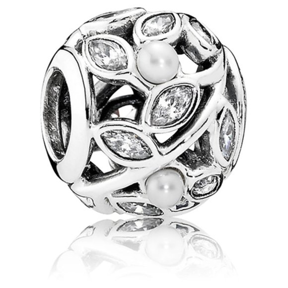 Pandora | Jewelry | Pandora Luminous Leaves Charm | Poshmark